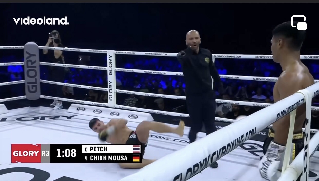 "เพชรพนมรุ้ง" ผงาดแชมป์โลกกลอรี่ - Yodnaksu